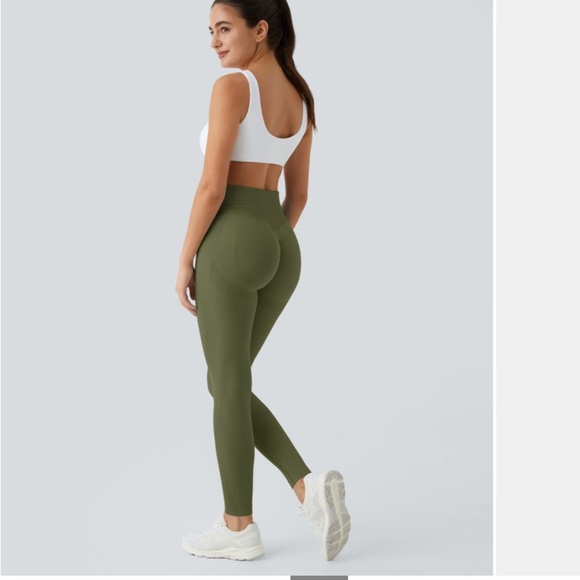 HALARA | Pants & Jumpsuits | New In Packaging Halara Winter Moss ...